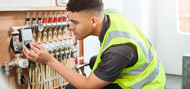 Facilities Maintenance Apprentice | Gateway Technical College